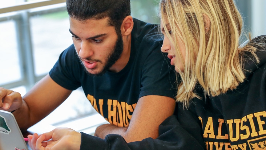 Scholarships and financial aid | Welcome to Dalhousie University